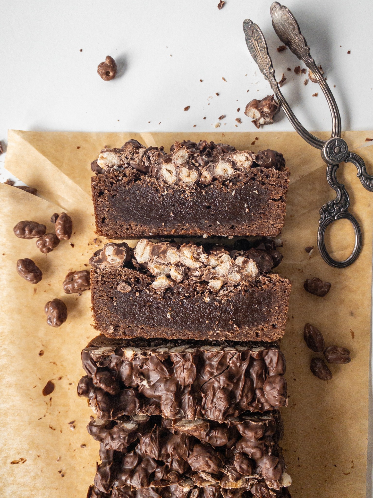 Chokladkaka med kinapuffar – Baka med Josefine