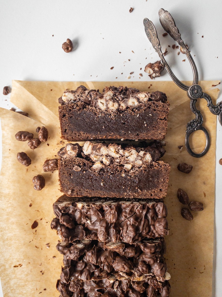 Chokladkaka med kinapuffar – Baka med Josefine