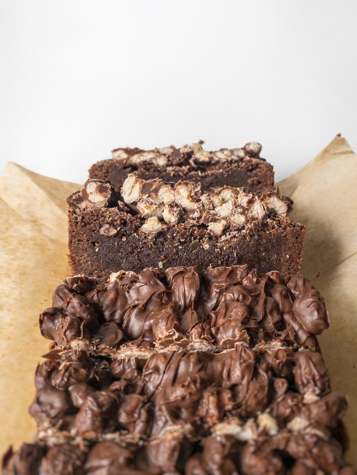 Chokladkaka med kinapuffar – Baka med Josefine